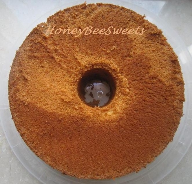 Honey Bee Sweets: Chicken & Brown Enkoi Mushroom & Orange Chiffon