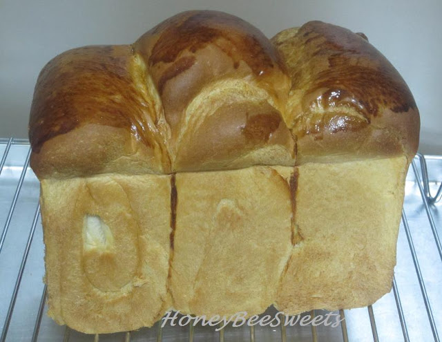 Honey Bee Sweets: Milk Tea Bread Loaf