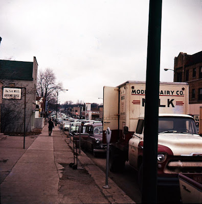 Pleasant Family Shopping: Jewel - Downers Grove, IL Early 1960's