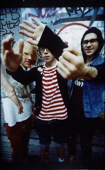 Officially A Yuppie: Rising Artist EXCLUSIVE! Male Bonding INTV!