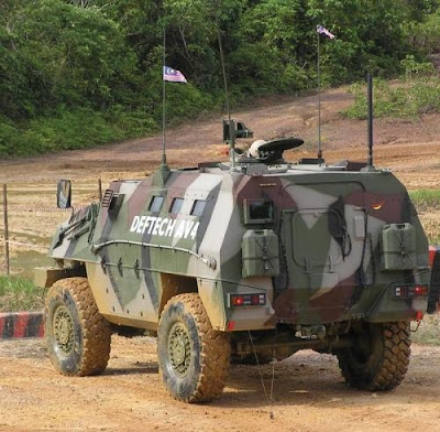 DEFENSE STUDIES: DEFTECH AV4 -Wheeled Armoured Personnel Carriers