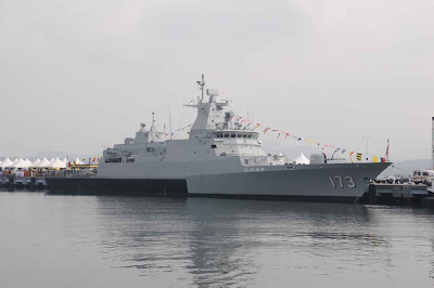 DEFENSE STUDIES: KD Perak Mantapkan Armada Malaysia