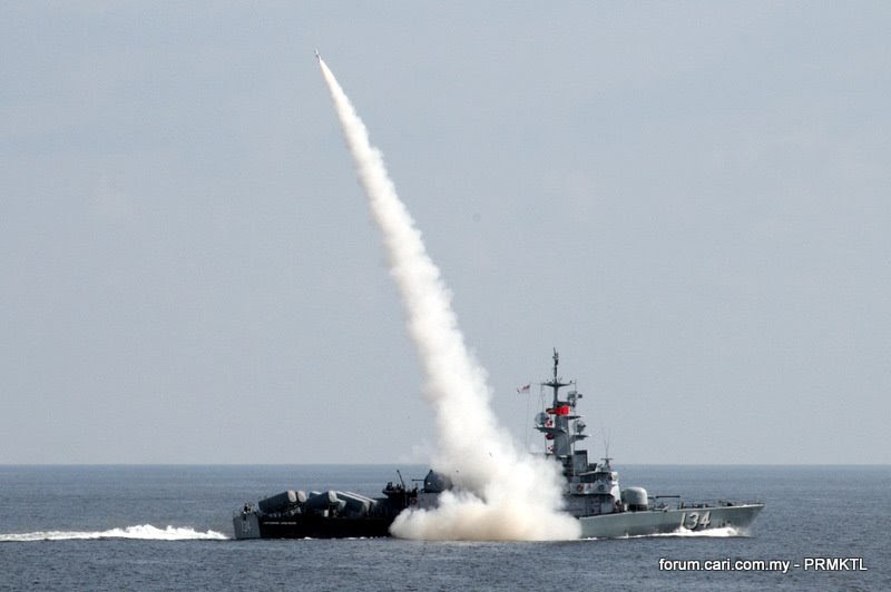 DEFENSE STUDIES: Navy Successfully Tests Aspide Anti-Aircraft Missile
