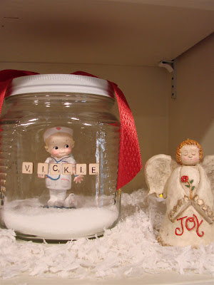 Uncommon Artistic Endeavors: Personalized Jars