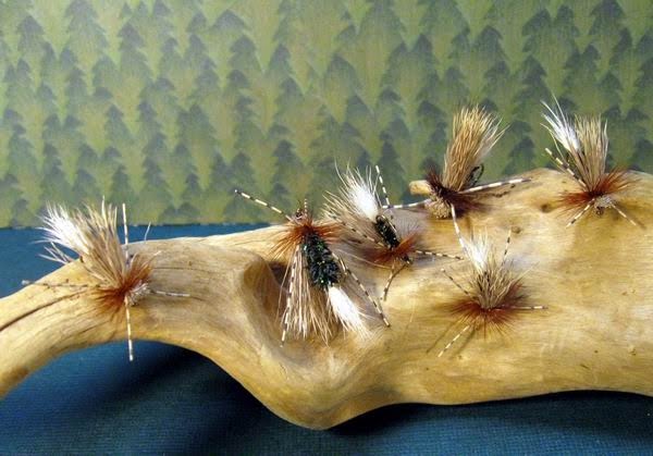 Joni - The Utah Fly Goddess: A day of fly tying....