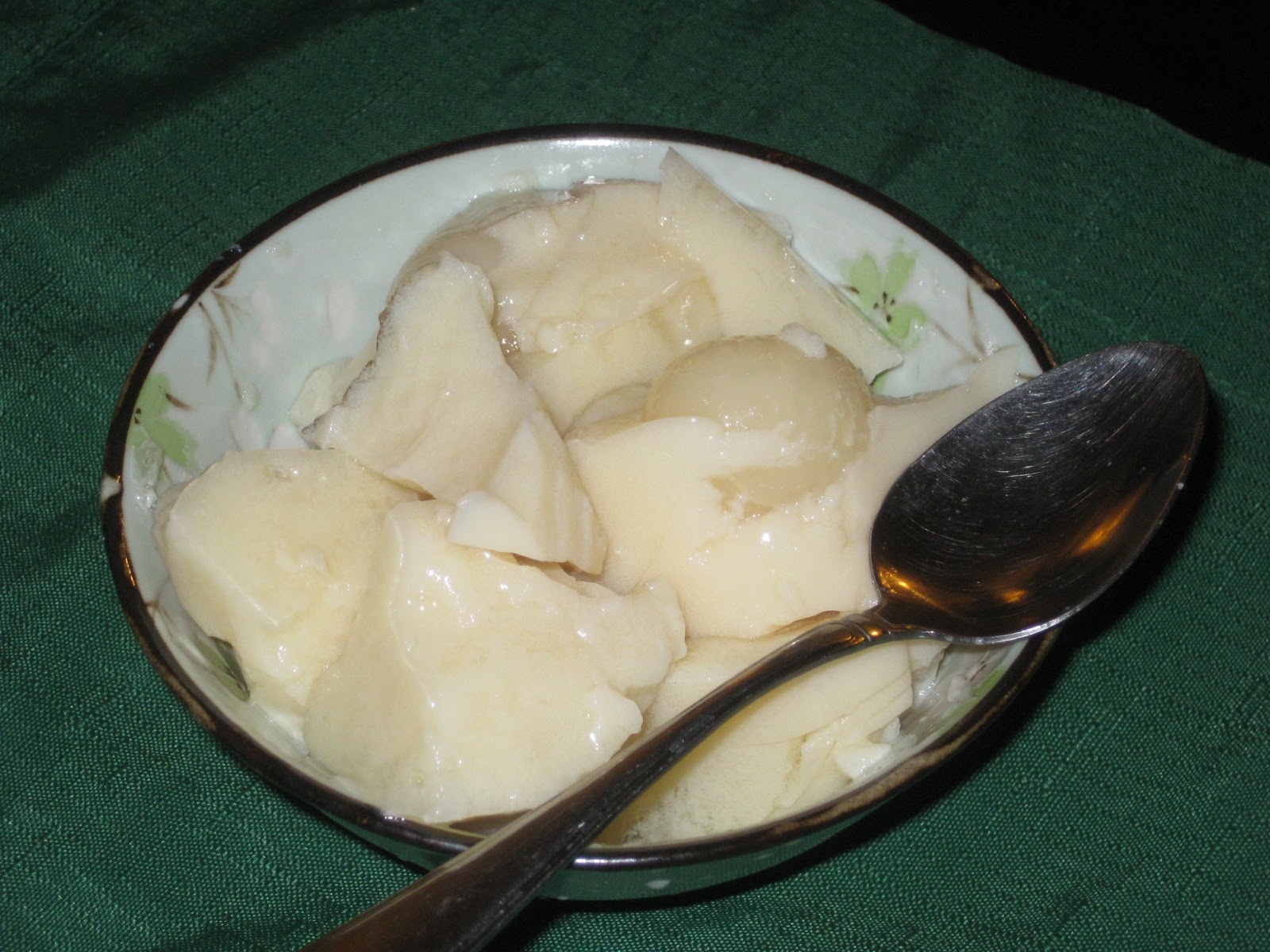 Raymond's Kitchen: From Grandma's To Ours: Soy Milk and Longan Pudding