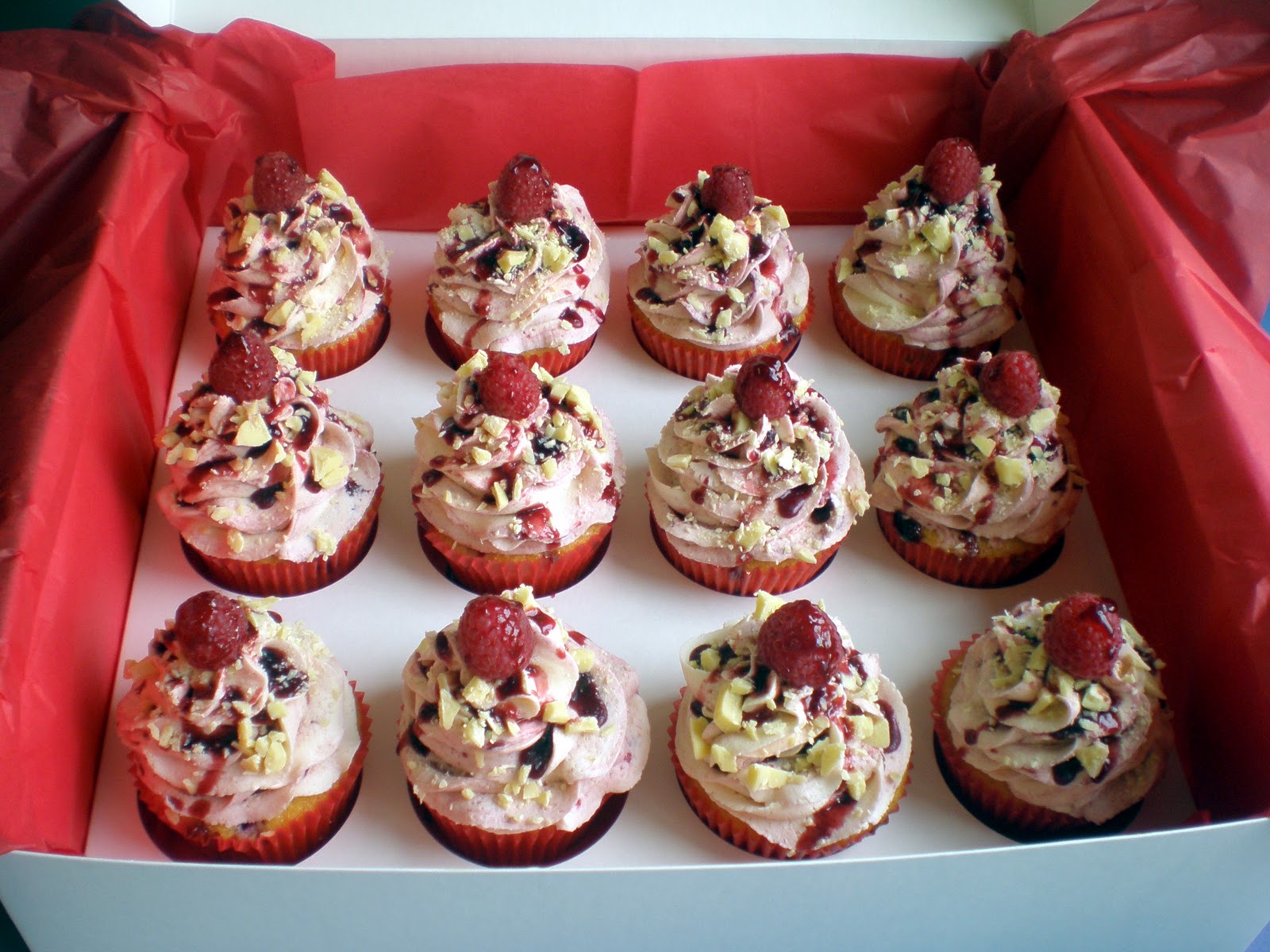 Sugar Siren Cakes Mackay: Raspberry Ripple Cupcakes