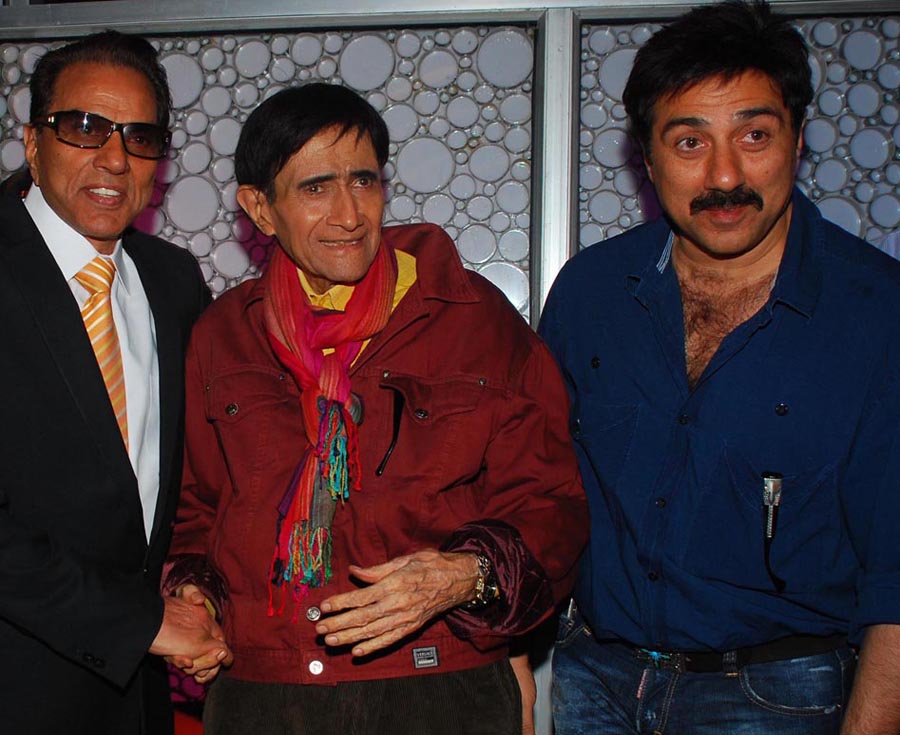 Hum Dono Rangeen Movie Premiere 2011 | pareshshah