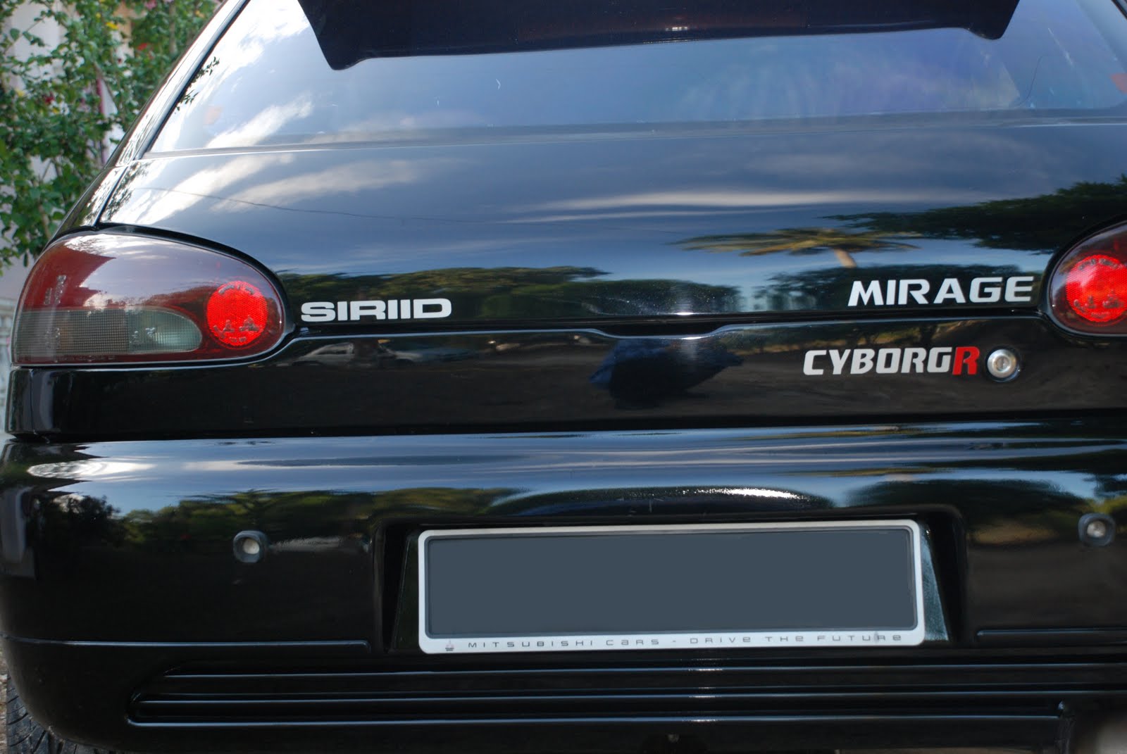 Satria Mirage Cyborg R Crop