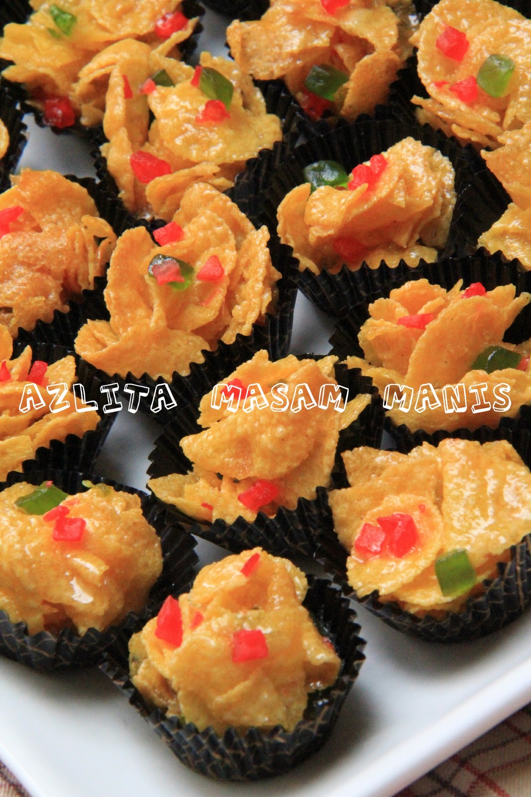 BISKUT CORNFLAKES - masam manis