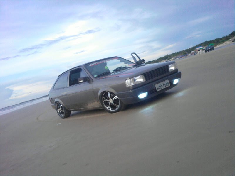 Socado e espirrando: Gol 95 Tuning
