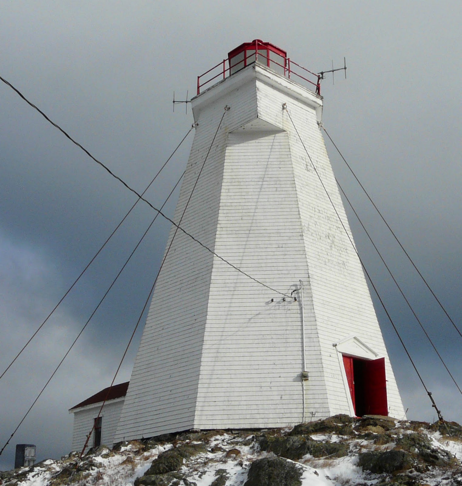 Swallowtail Keepers Society: Tour of the light tower at Swallowtail
