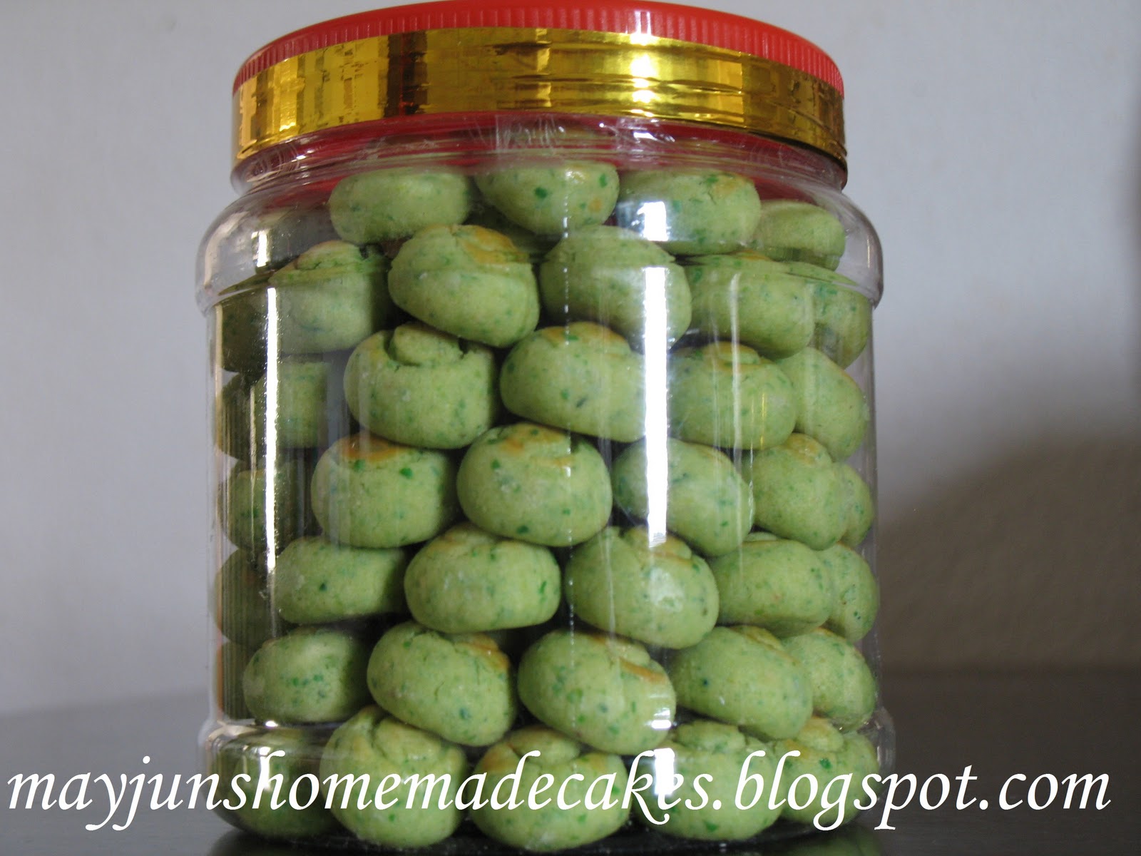 mayjun's Homemade Cakes: CNY Biscuit -Green Pea Cookies ~ (青豆饼干)