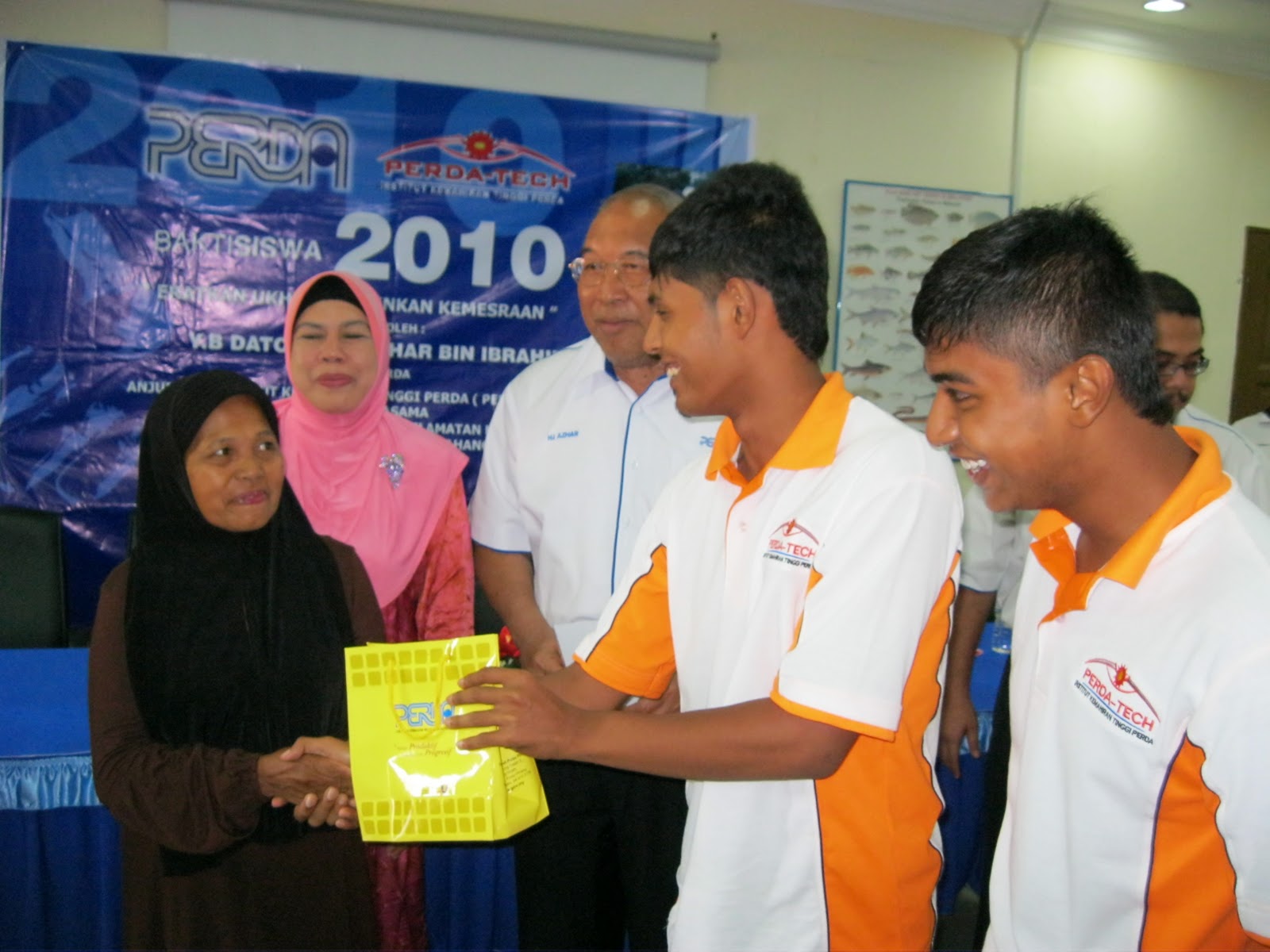 JKKKP BAHANG BAY: PROGRAM BAKTI SISWA PERDA -TECH BUKIT PANCHOR DENGAN ...