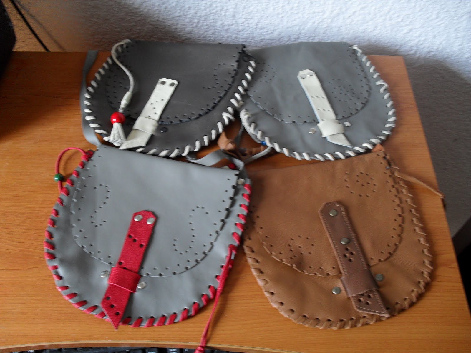 Poșete Dy'ANA: genti piele handmade 35lei