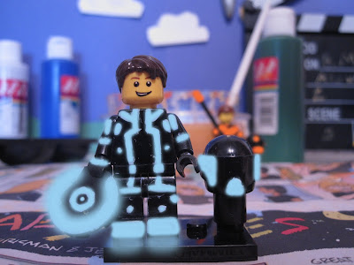 The Awesome Inventions of Alexis: Custom lego tron figures: part 1