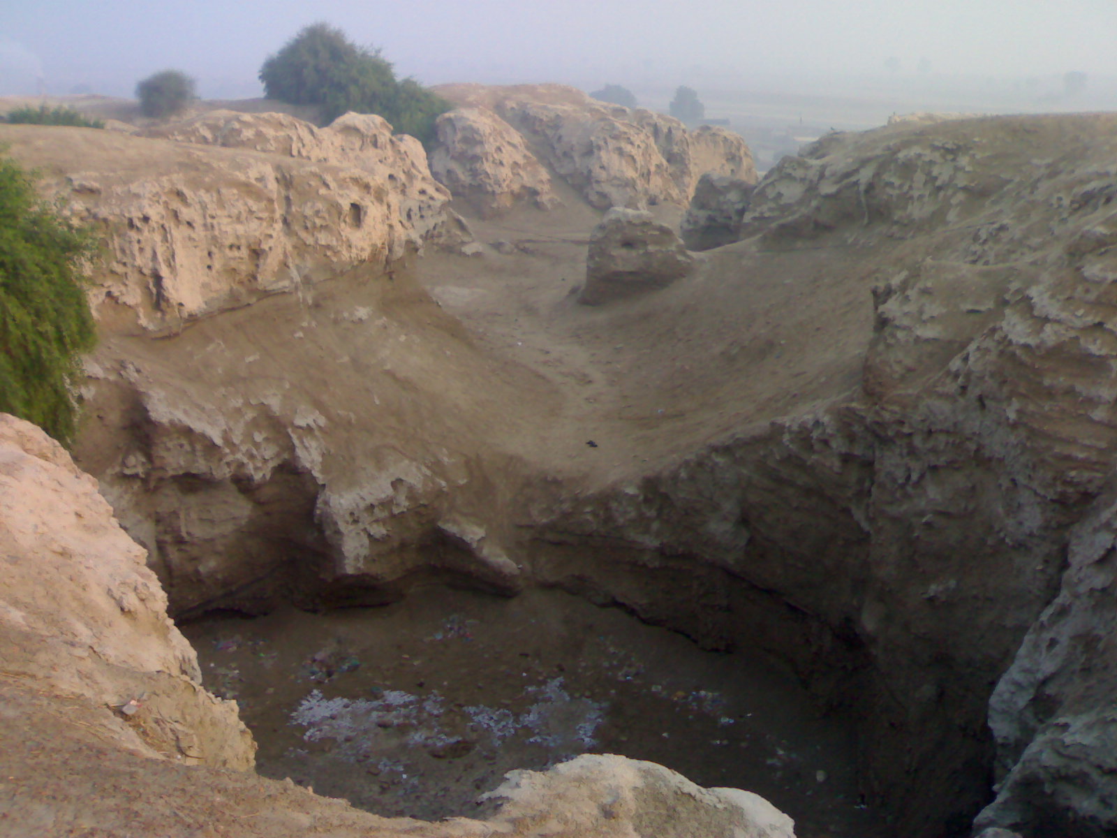 SEHWAN SHARIF: fort of sehwan