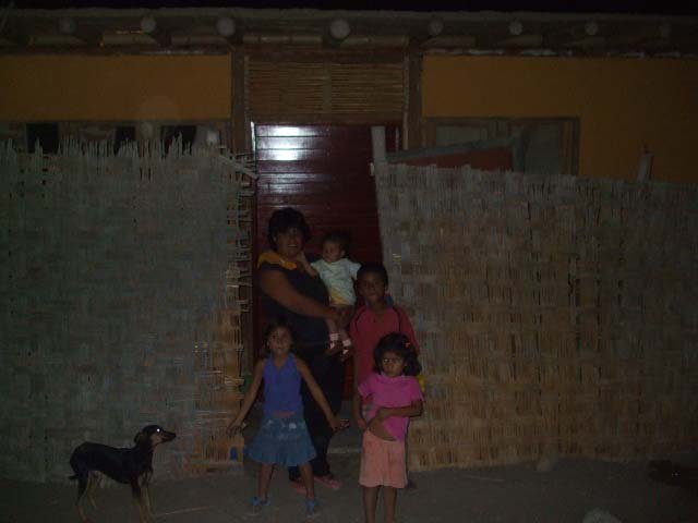 VIVIENDAS CON QUINCHA MEJORADA EN ICA: BENEFICIARIOS CON SUS VIVIENDAS ...