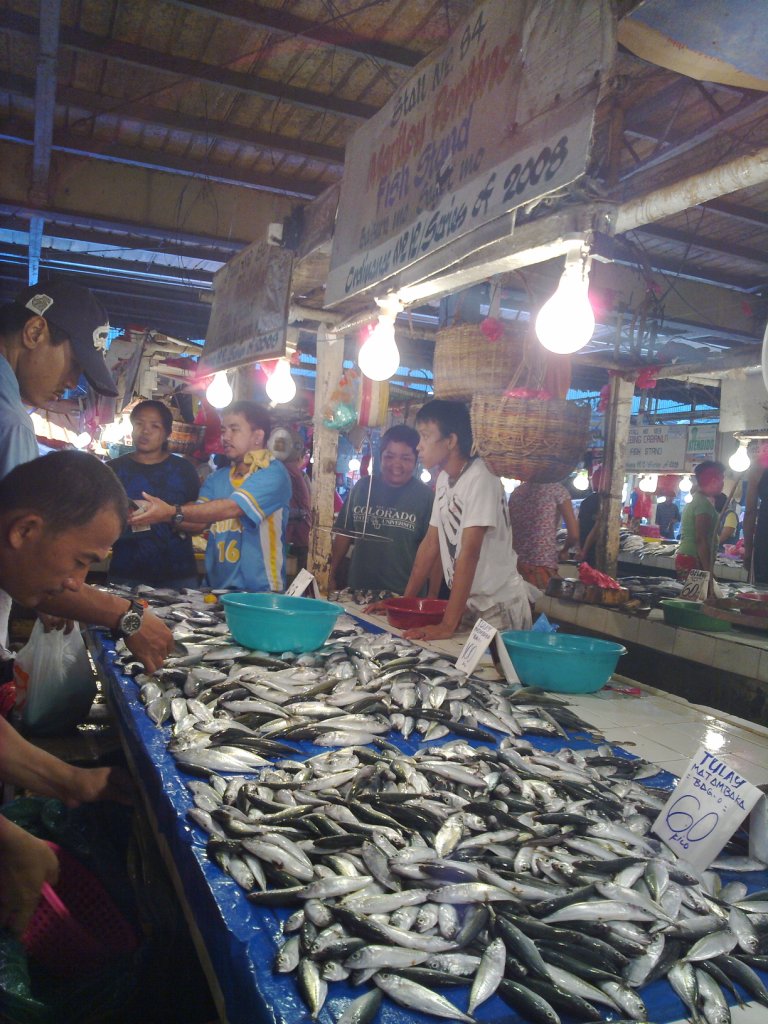 everything's herbed.....: GenSan Market