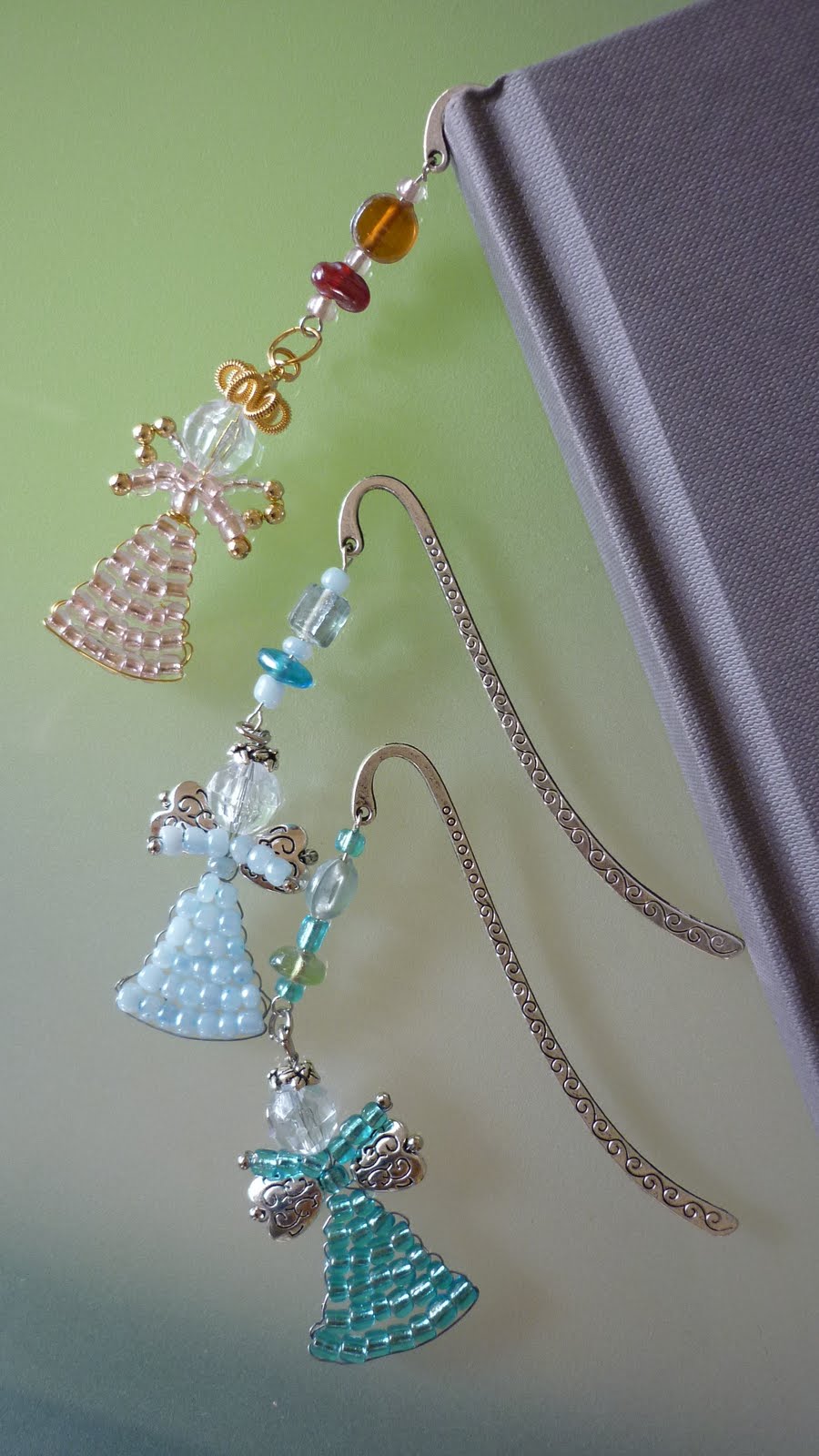 vien artcorner: Angel Bookmarks