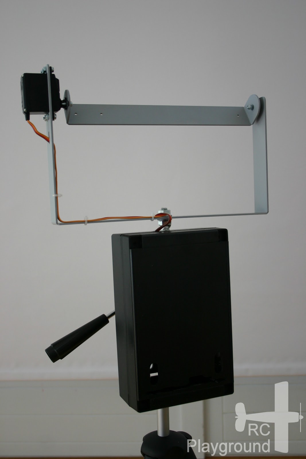 RC playground: Review ElectronicaRC antenna tracker