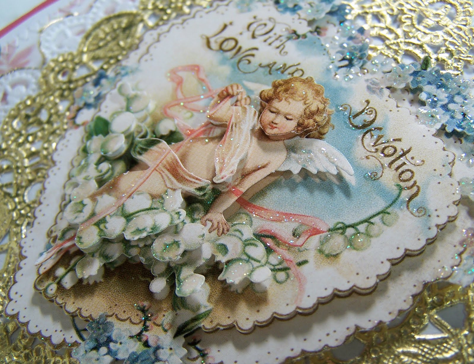 Paper Transformer: Paper Tole and Machine Stitching