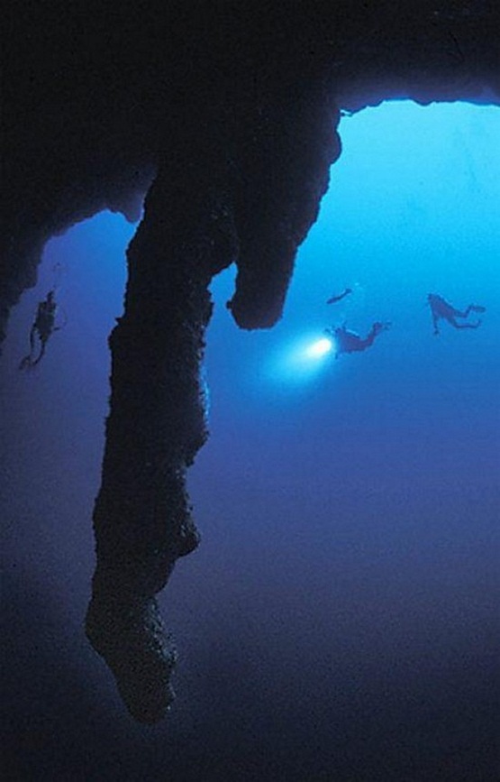 Mixx Spot: The World’s Deepest Sea-Hole
