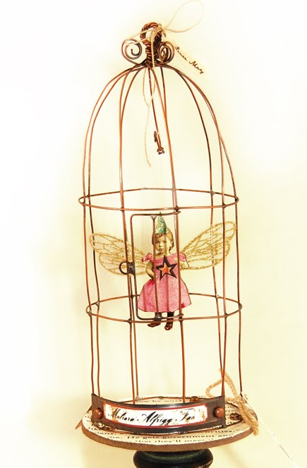 Lenae May: NEW Itty Bitty Fairies and Faeologist's Display Captured Fairies