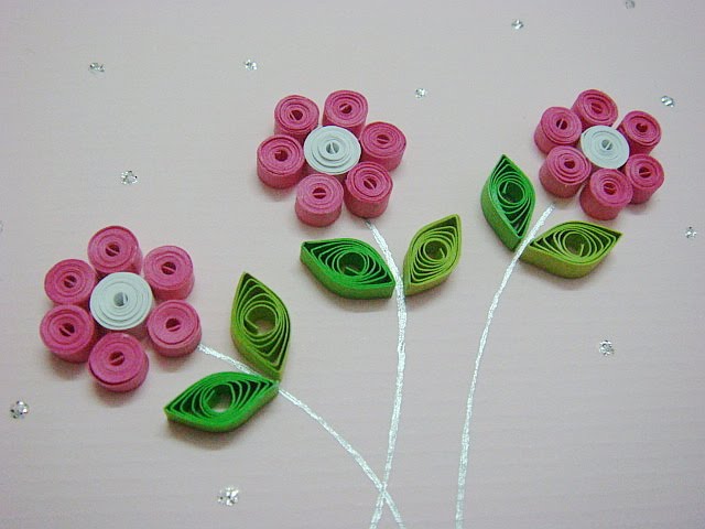 AZLINA ABDUL: Paper quilling flowers....