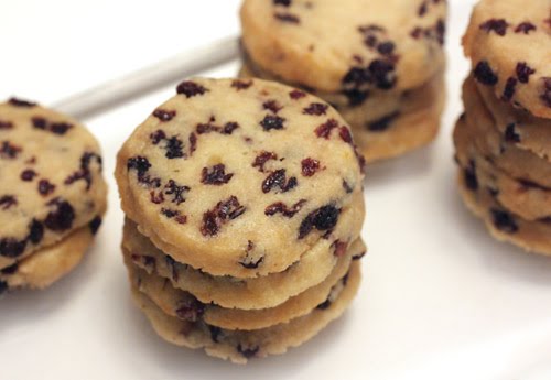 lisa is cooking: Rum Raisin Shortbread