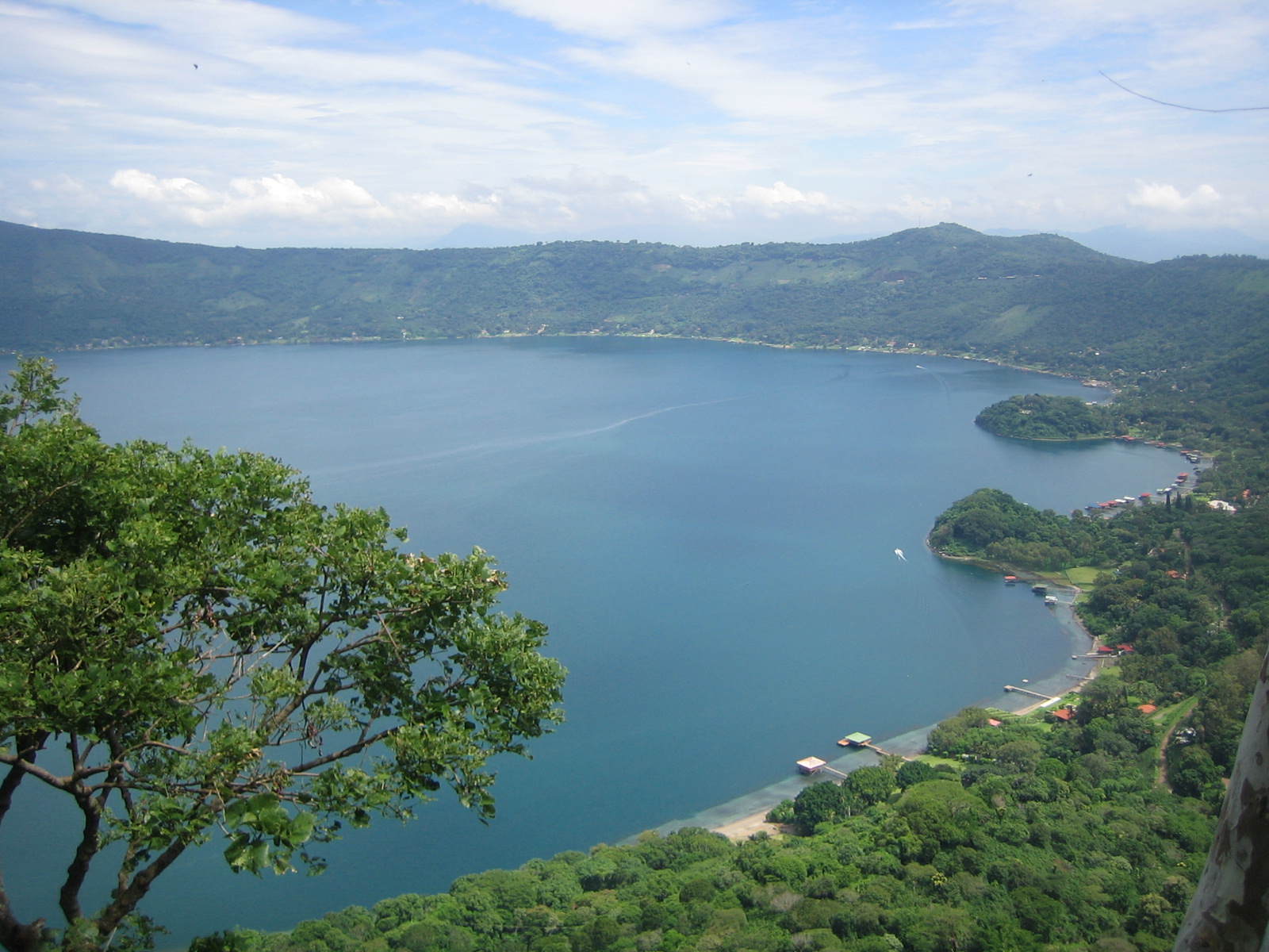 Conoce Santa Ana: Lago de Coatepeque
