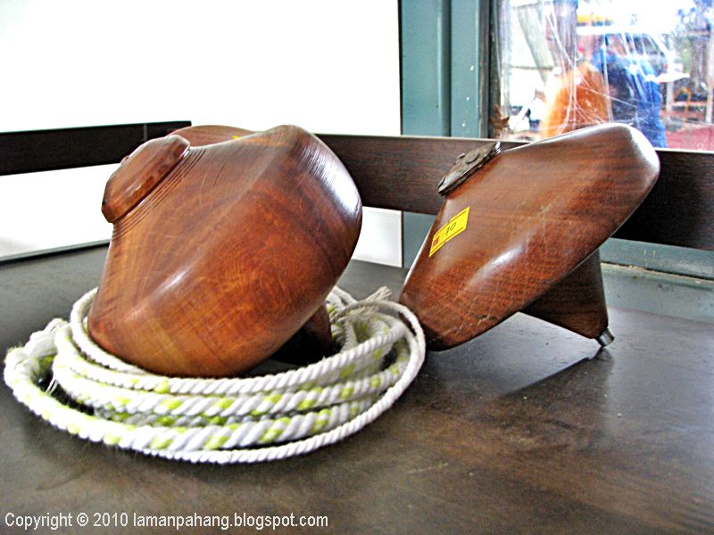 lamanpahang: Gasing Sanggang: Gasing Contoh