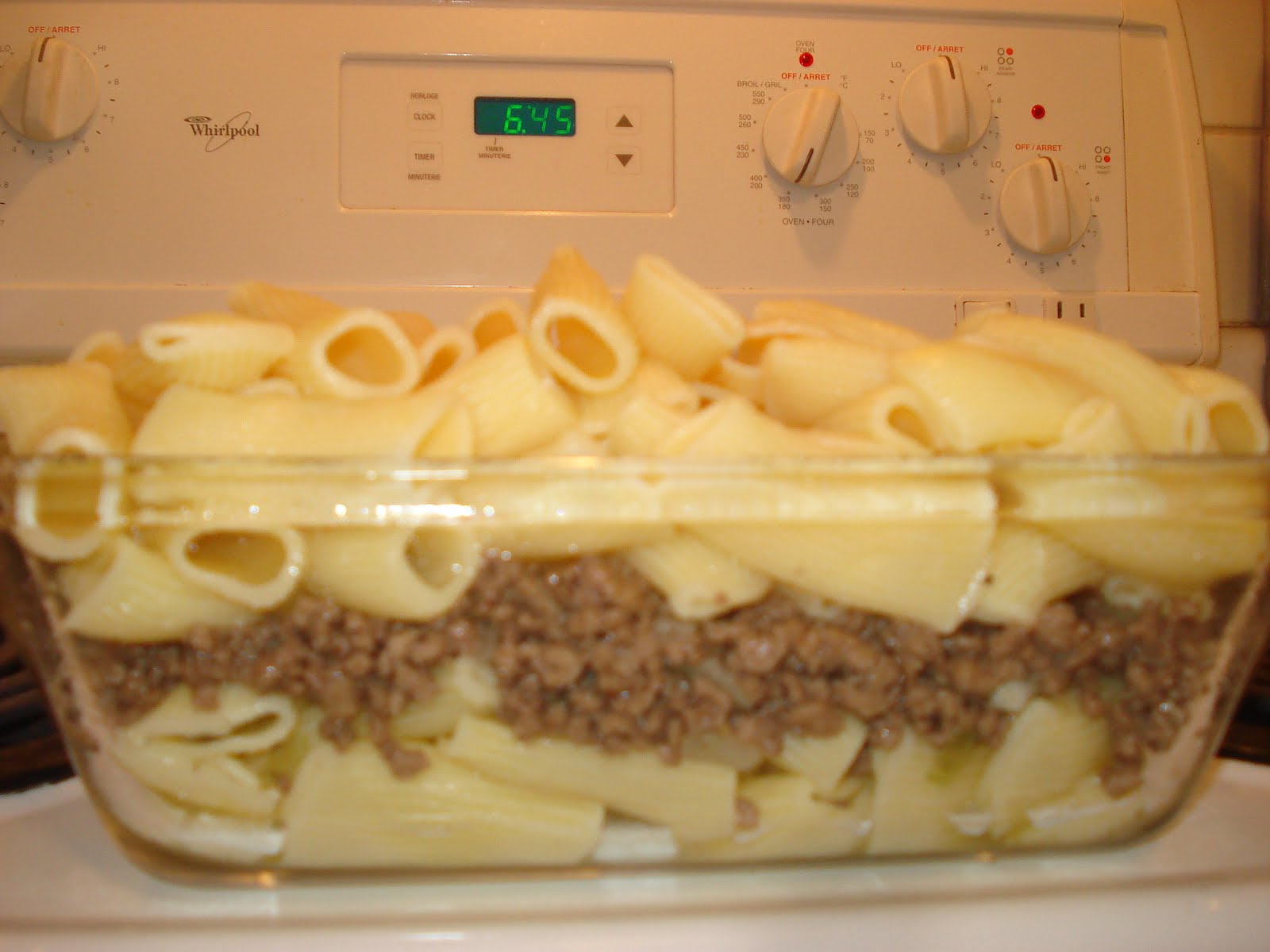 Dinner: Macarona bil beshemel (macaroni with beshemel)