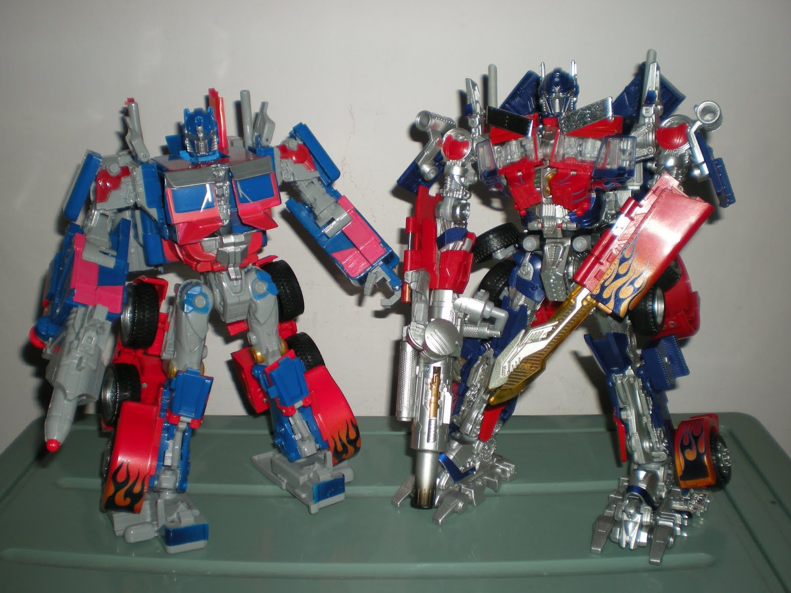 My KO Transformers & Etc: Comparison - Optimus Primes : Movie v.s. ROTF