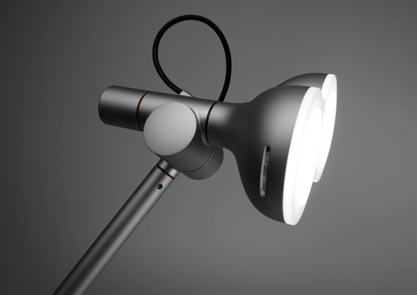 Studio Lobot'tan Smitten LED Masa Lambası - Dekorasyon