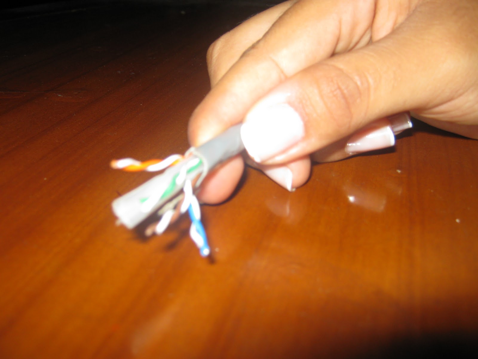 CaBlE CrUzAdO: ...CoMo pOnChAr uN CaBle...