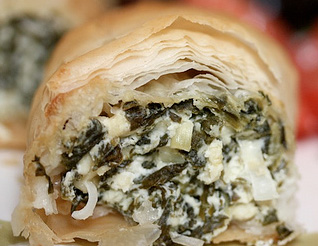 Scrumpdillyicious: Spinach and Feta Spanakopita Strudel