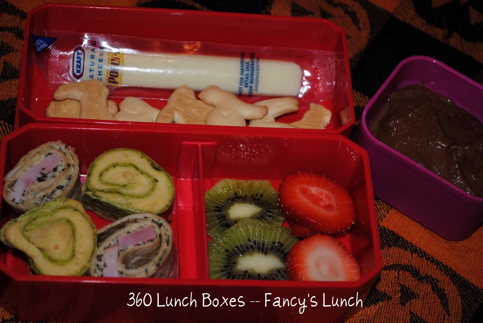 360 Lunch Boxes: Kids' Lunches for Tuesday