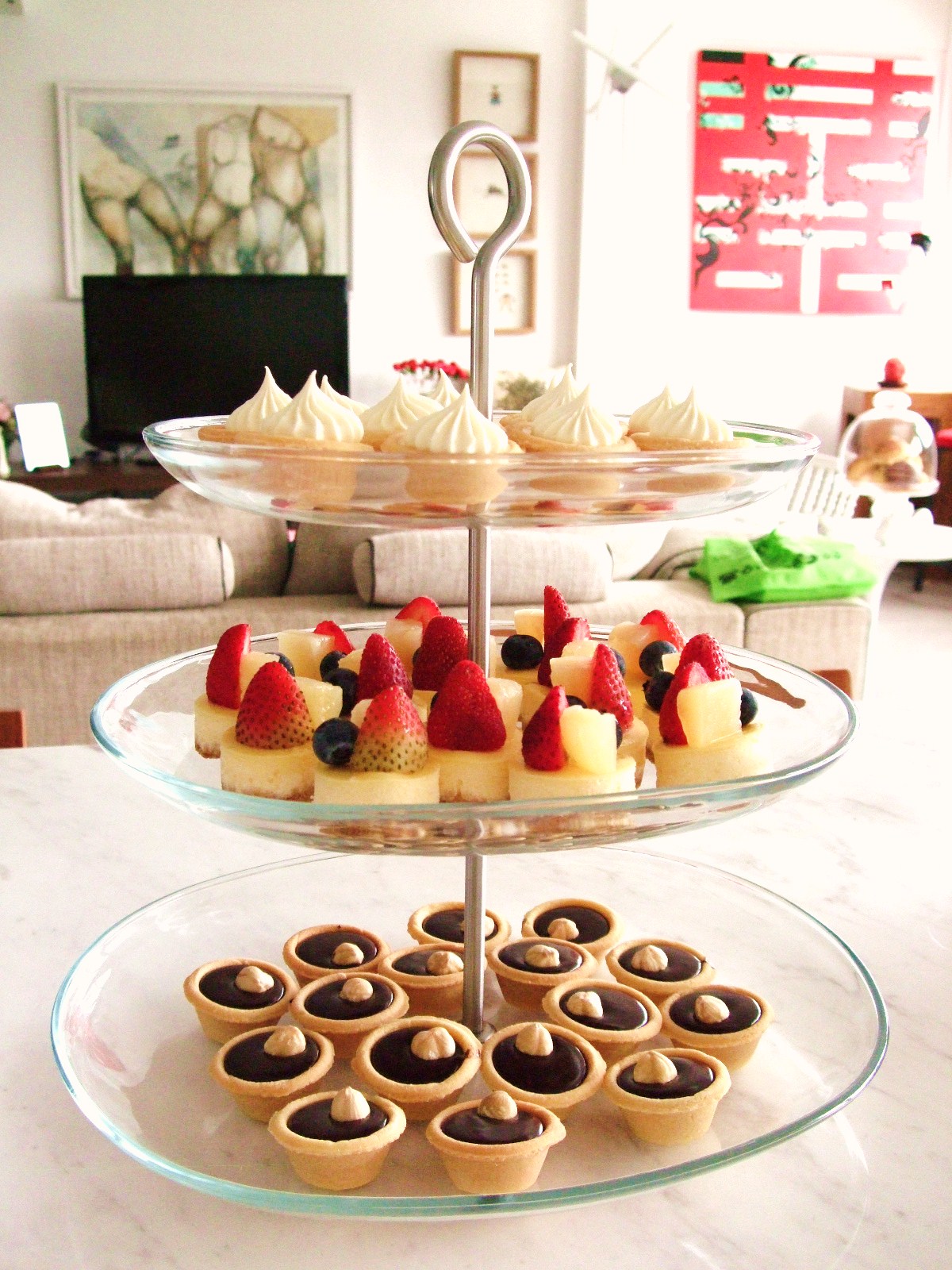 a baker named Sean: Mini Delights: Muffins, mini cheesecake and ...