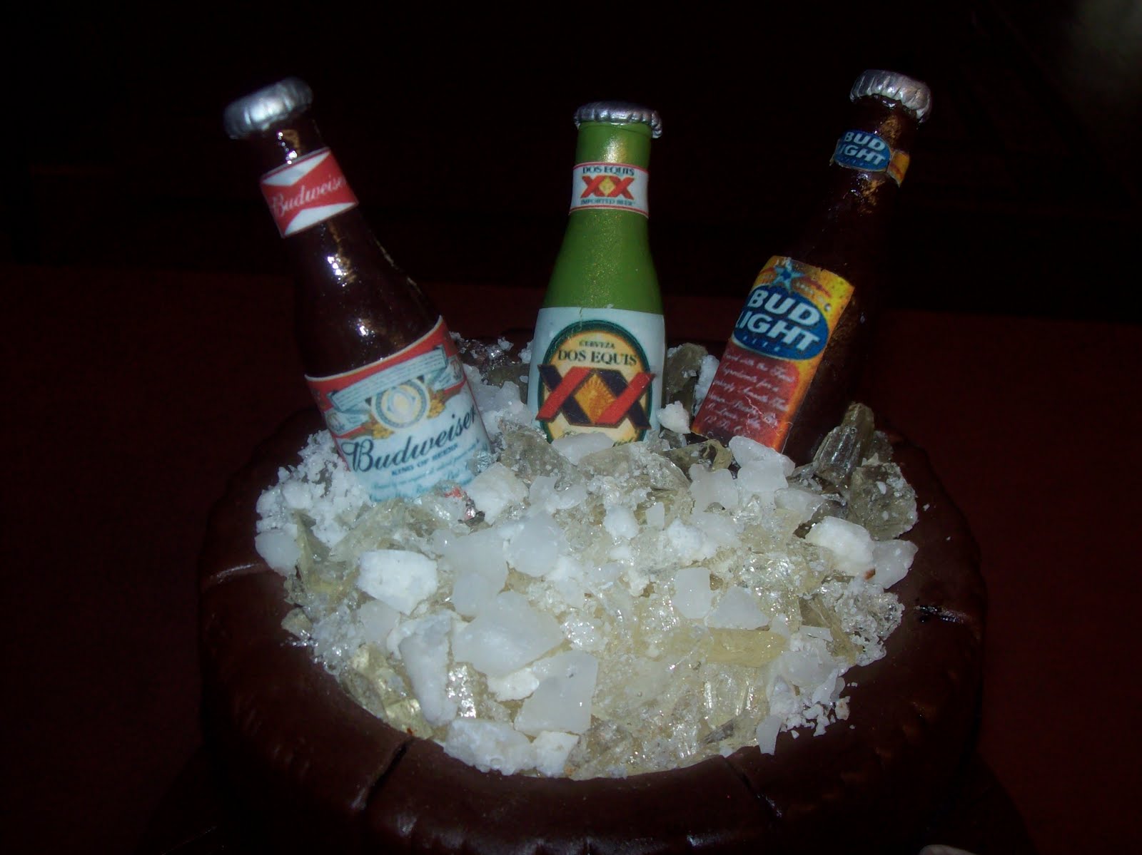 Taylor Made Cakes: Our first beer barrel cake
