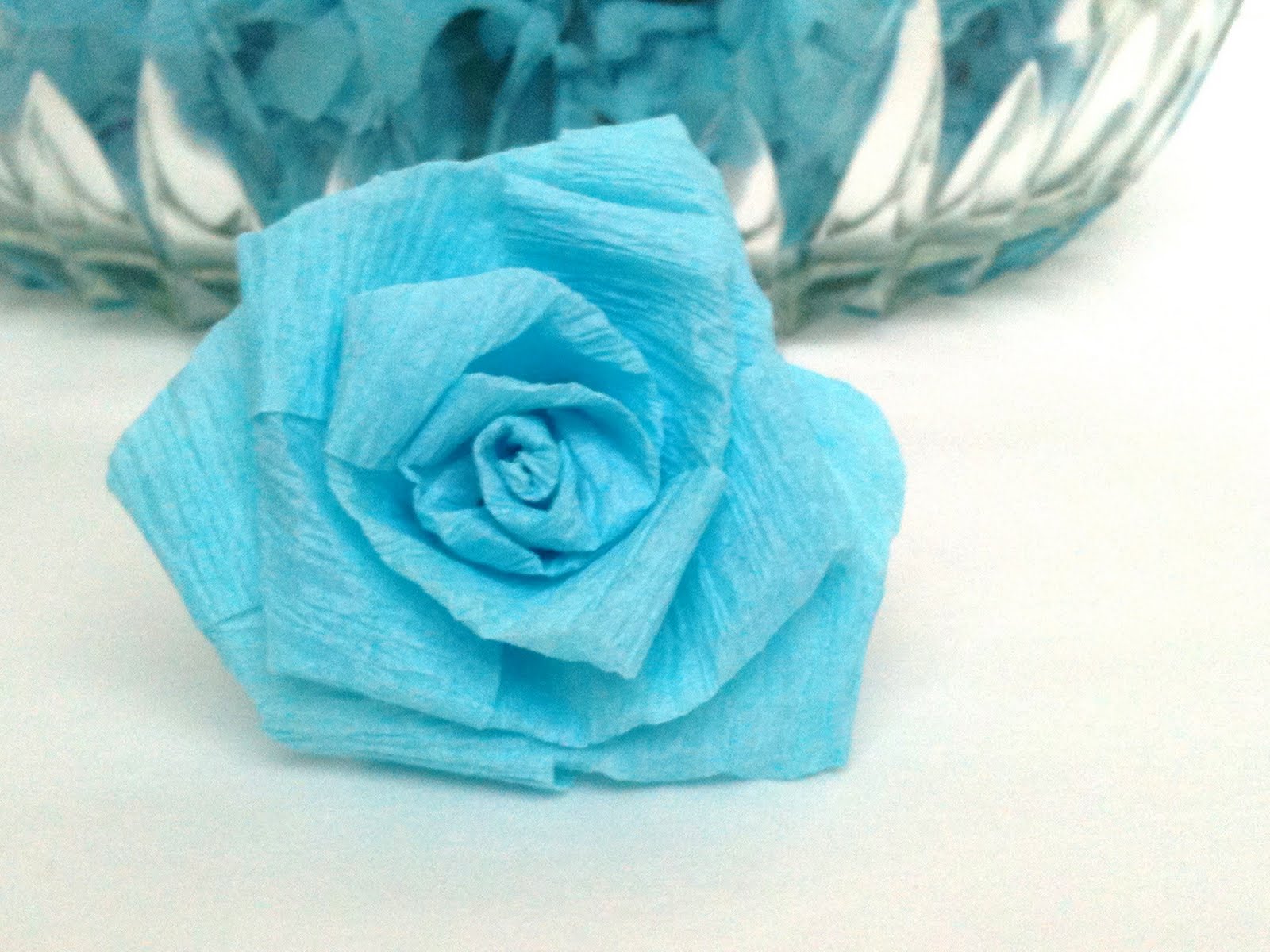Barefoot Sewing & Crafting: Crepe Paper Roses