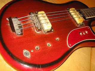 The Guitar Garage: Ural 510L Bass: Bolshevik Bottom End