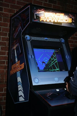 The 80's & Arcade Nostalgia Blog: TRON's Space Paranoids Finally!