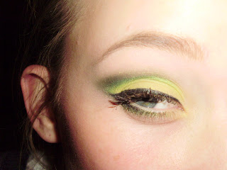 Beauty By Julia: Lemon-Lime Eyes