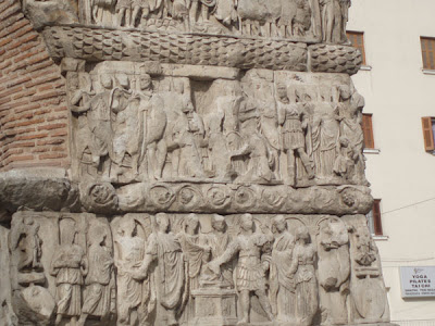 Μετά το κύμα το άρωμα...: Η "ΚΑΜΑΡΑ" ΤΗΣ ΘΕΣΣΑΛΟΝΙΚΗΣ