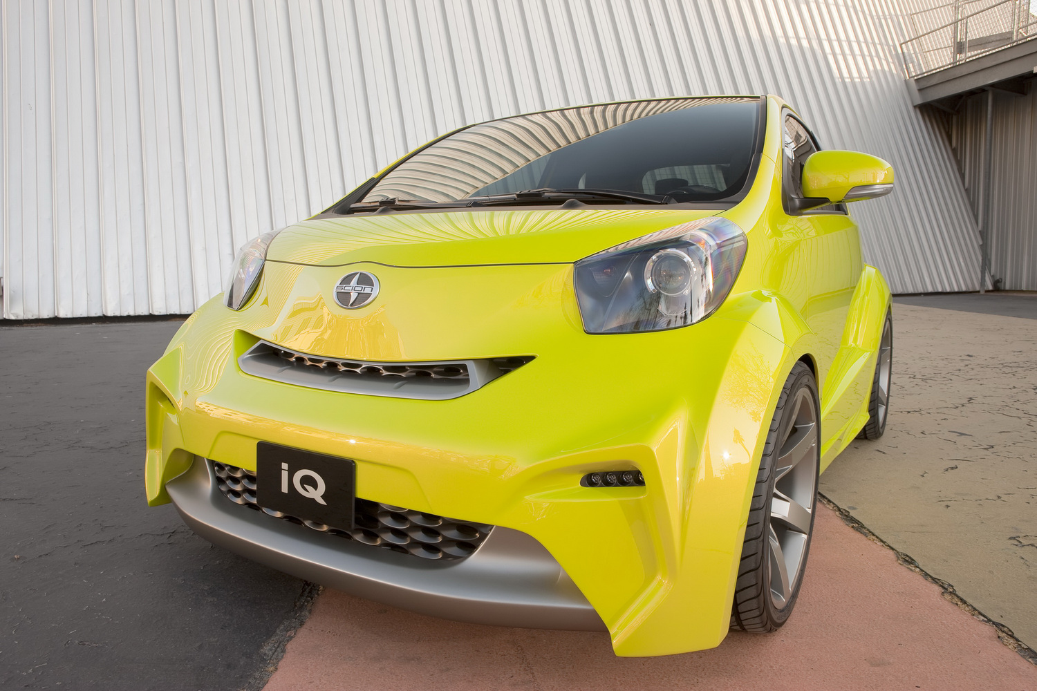 Car Reviews: Scion Reveals iQ Concept 'pimped' by Five Axis in New York ...