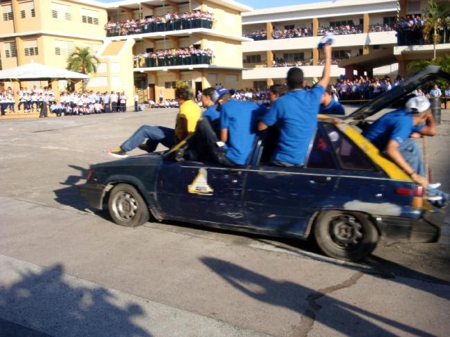 La verdadera generacion: Carro de Concho y lo otros Carros...