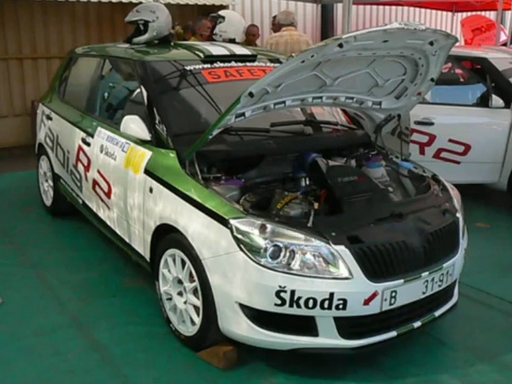 RALLYAZORES: NOVO SKODA FABIA R2