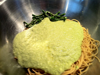 Food Creations: Gross looking pasta that tastes pretty good.