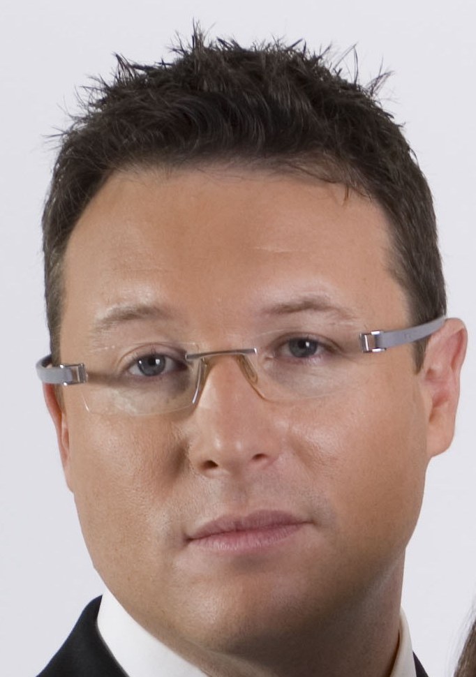 TV with Thinus: BREAKING. eNews Channel's senior anchor Andrew Barnes ...